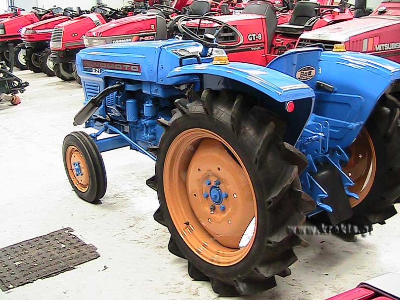 Τρακτέρ HINOMOTO E21 με μονό διαφορικό